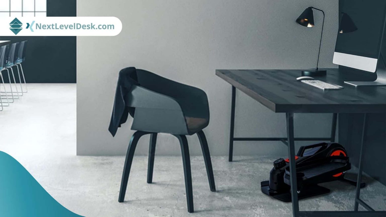 Under Desk Elliptical Benefits (+4 Recommended Desks)